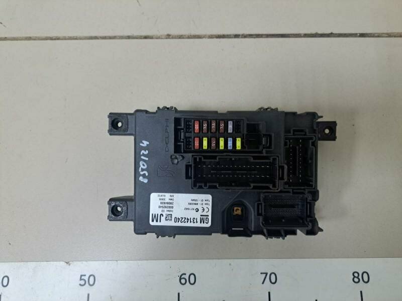 Блок предохранителей Opel Corsa D 2006-2015 кат.номер: 13142240