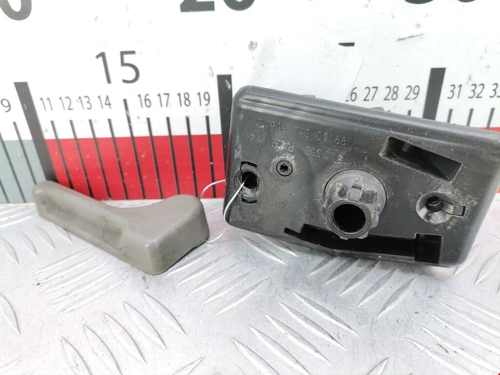 Ручка закрывания двери внутренняя задняя левая Mercedes Sprinter 2 (W906) A9067400188 арт. 2009153