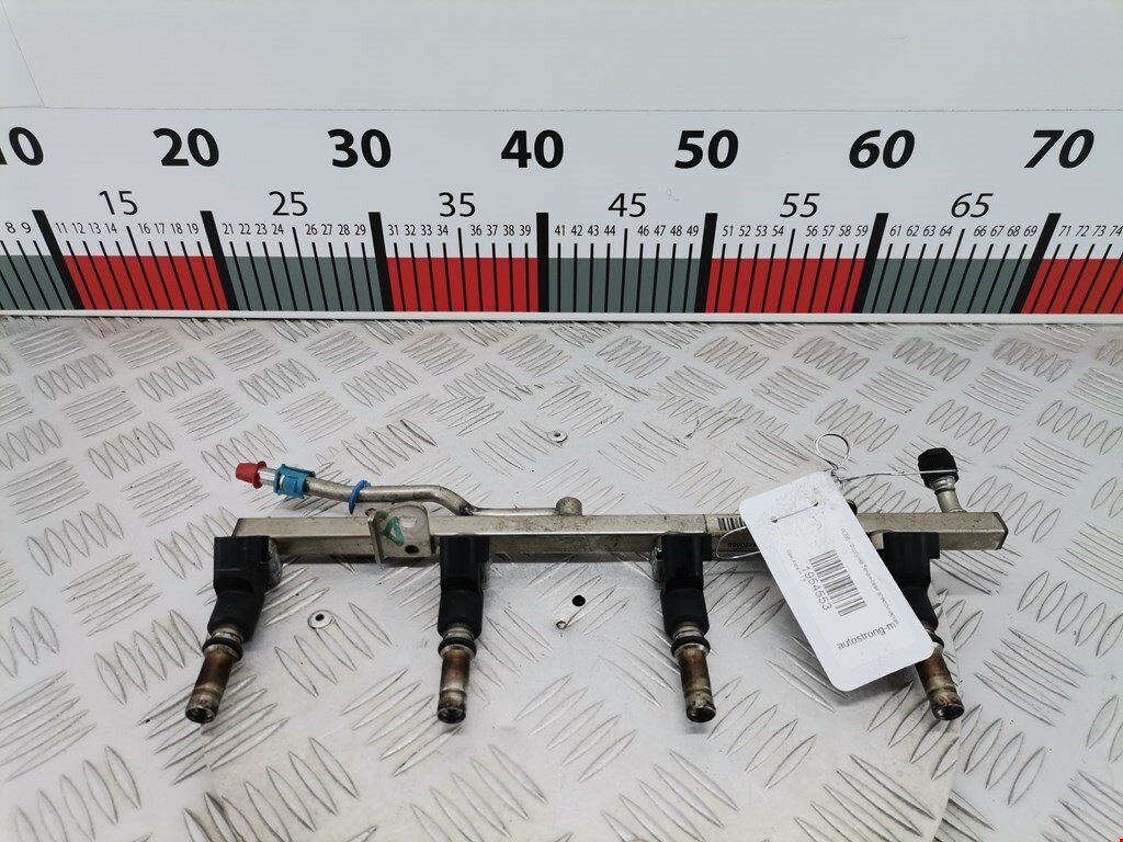 Форсунка бензиновая электрическая Opel Astra H 55559377 арт. 1954553