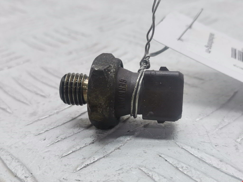 Датчик давления масла BMW 3-Series (E36) 12618611273 арт. 2066761