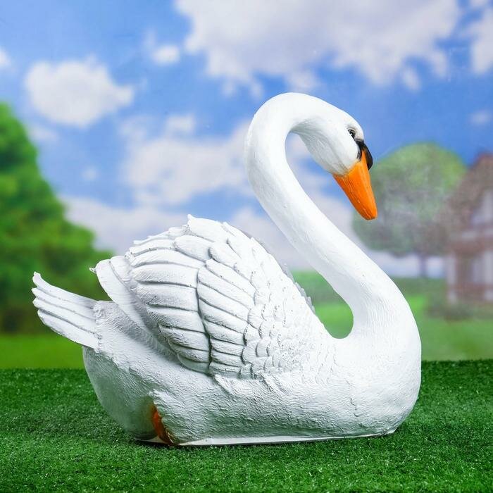 Садовая фигура из полистоуна Лебедь, 40×37×25 см