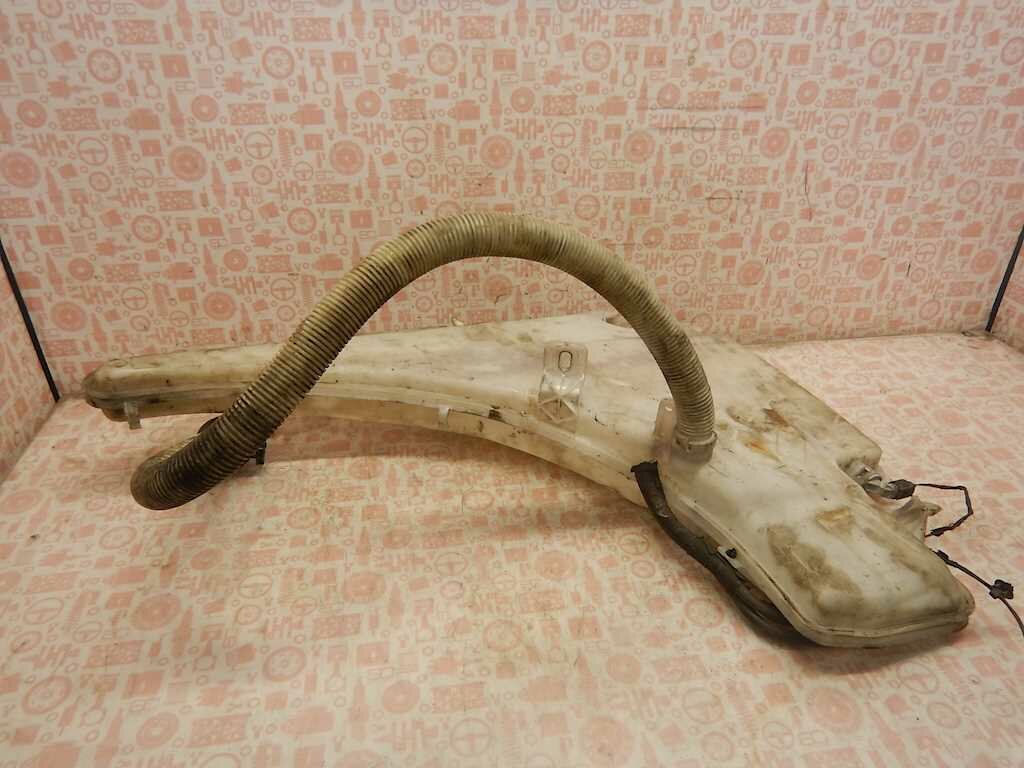 Бачок омывателя BMW 1-Series (E81/E82/E87/E88) 61677238667 арт. 332244