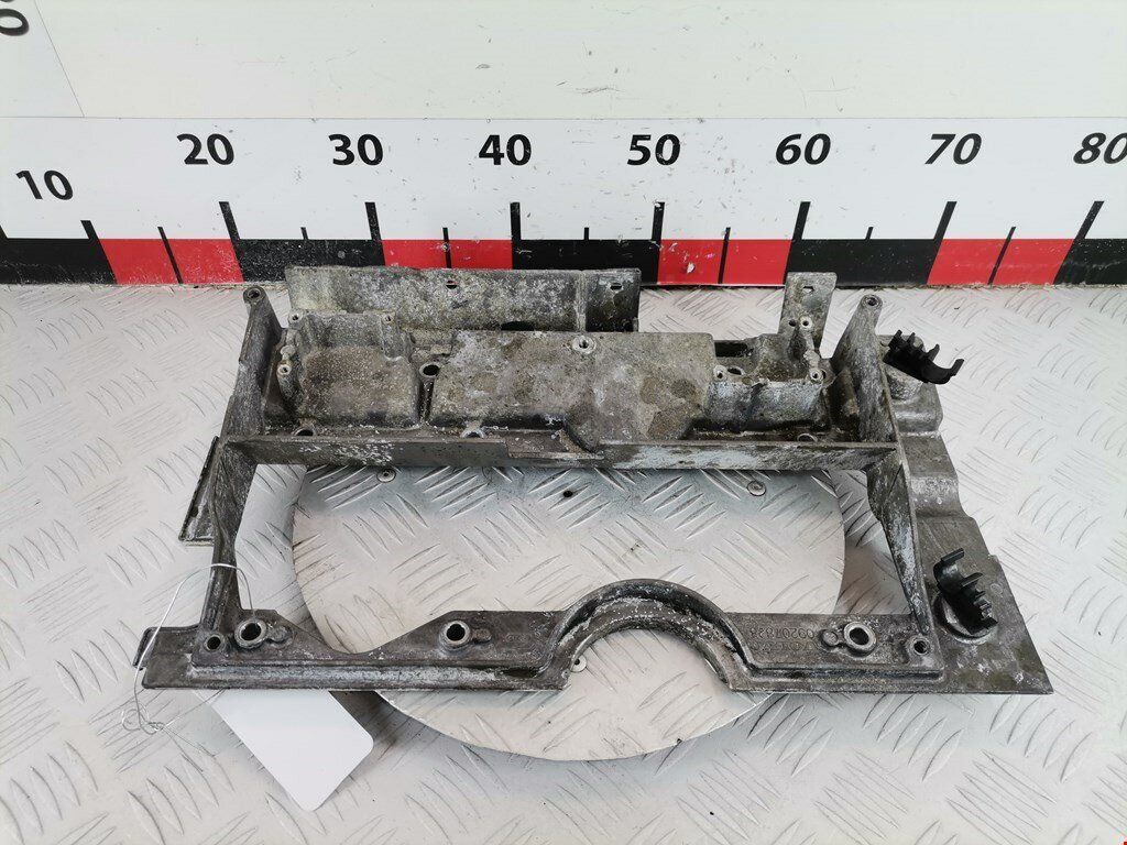 Крышка клапанная Volvo S40 V40 1 9207828 арт. 1517370