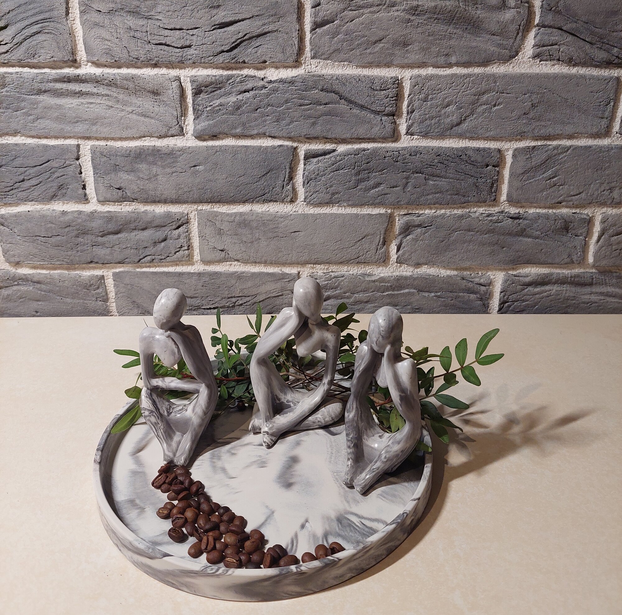 Набор статуэток "Мыслитель" на подносе из высокопрочного гипса от "Ателье декора"