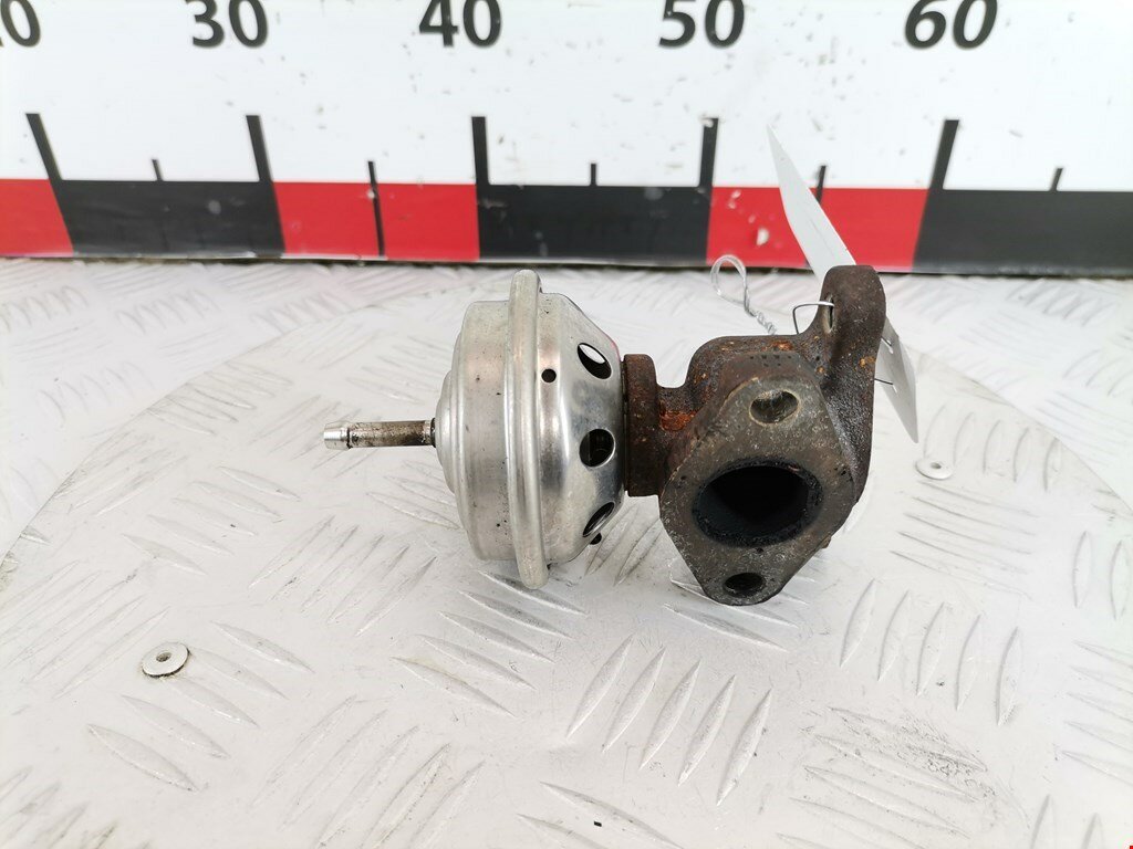 Клапан ЕГР EGR Audi A4 B5 028131501E арт. 1511148