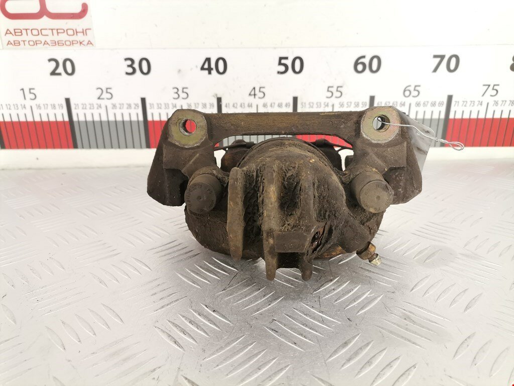 Суппорт передний левый Volvo V70 2 8251315 арт. 1507298