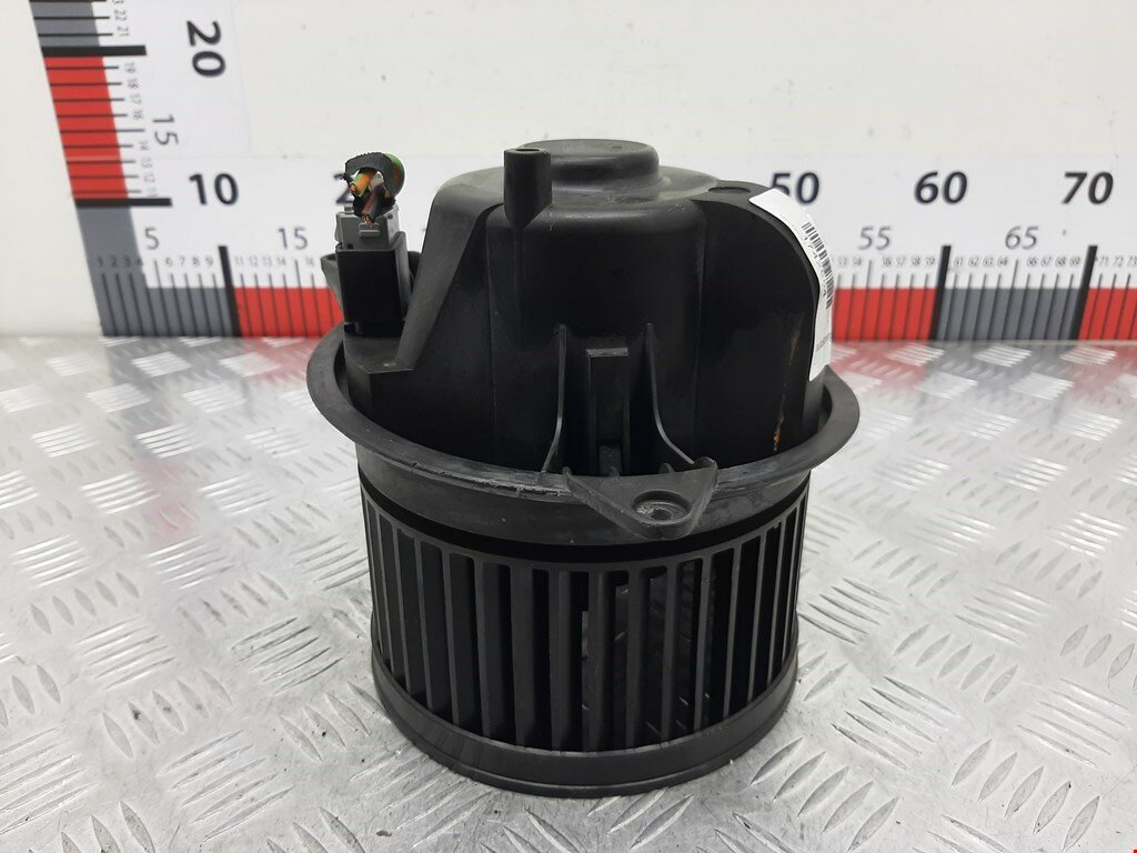 Моторчик печки (вентилятор отопителя) Ford Focus 1 XS4H18456AD арт. 1742584