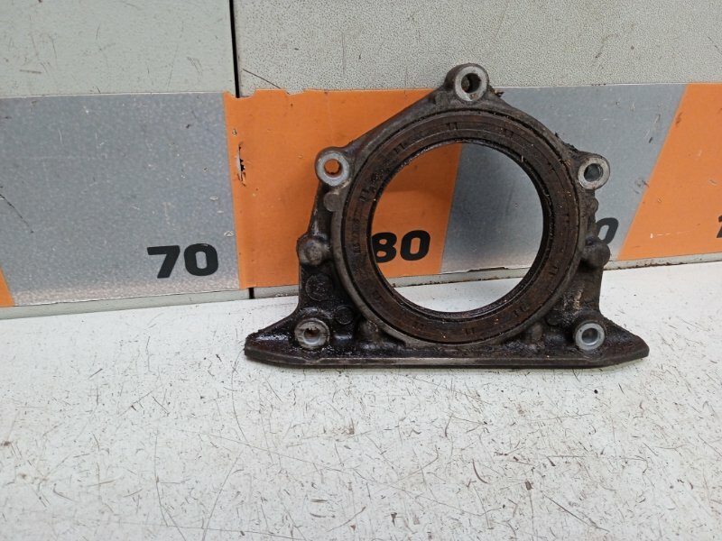 Б/У под задний сальник, 1.6 4G18, Мицубиси Лаесер 9 Крышка двигателя Mitsubishi Lancer 2005 9, CS3W Задн. 264503 MITSUBISHI ...