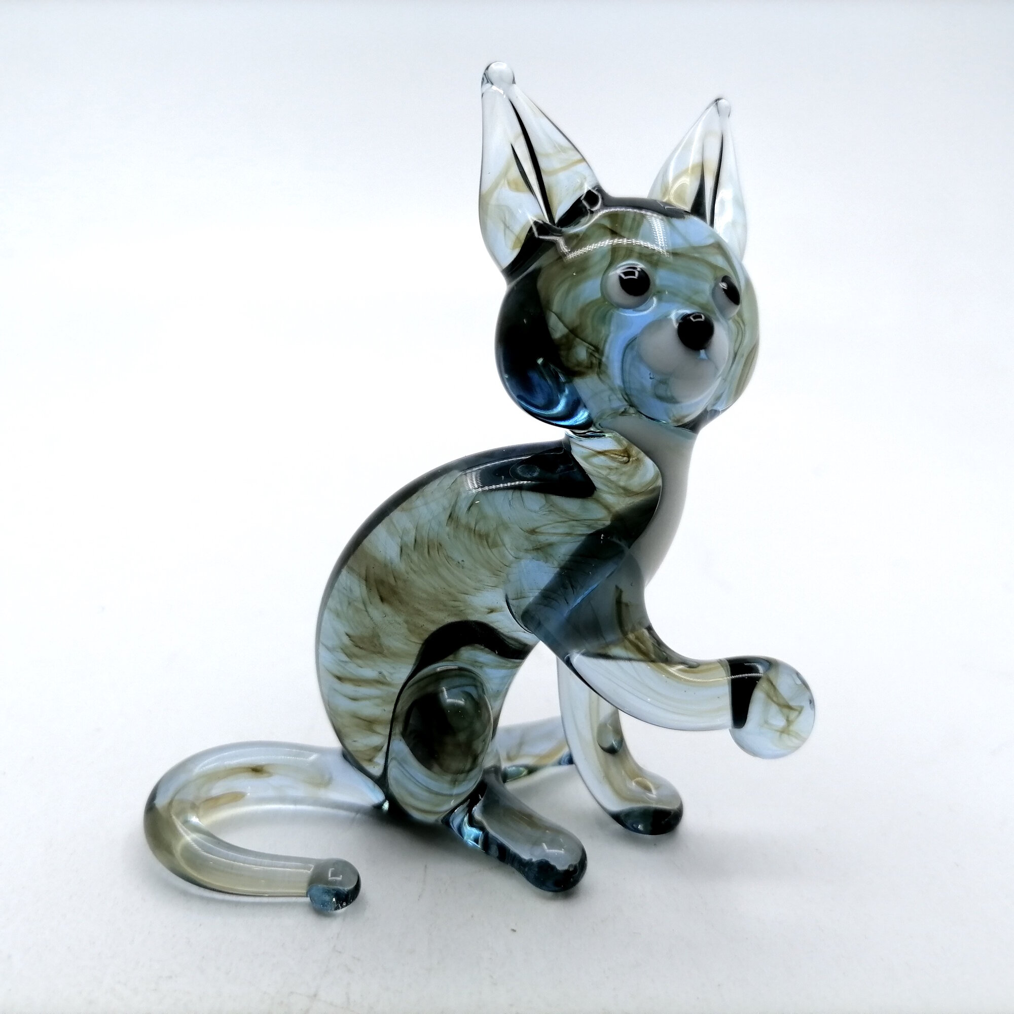 Фигурка из стекла "Кошка"