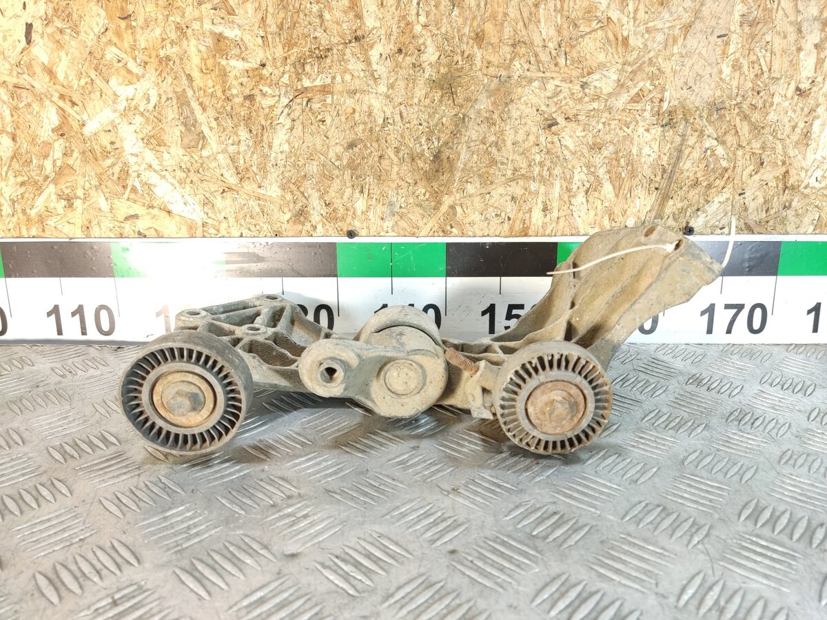 Кронштейн генератора MERCEDES A W168 1662020740