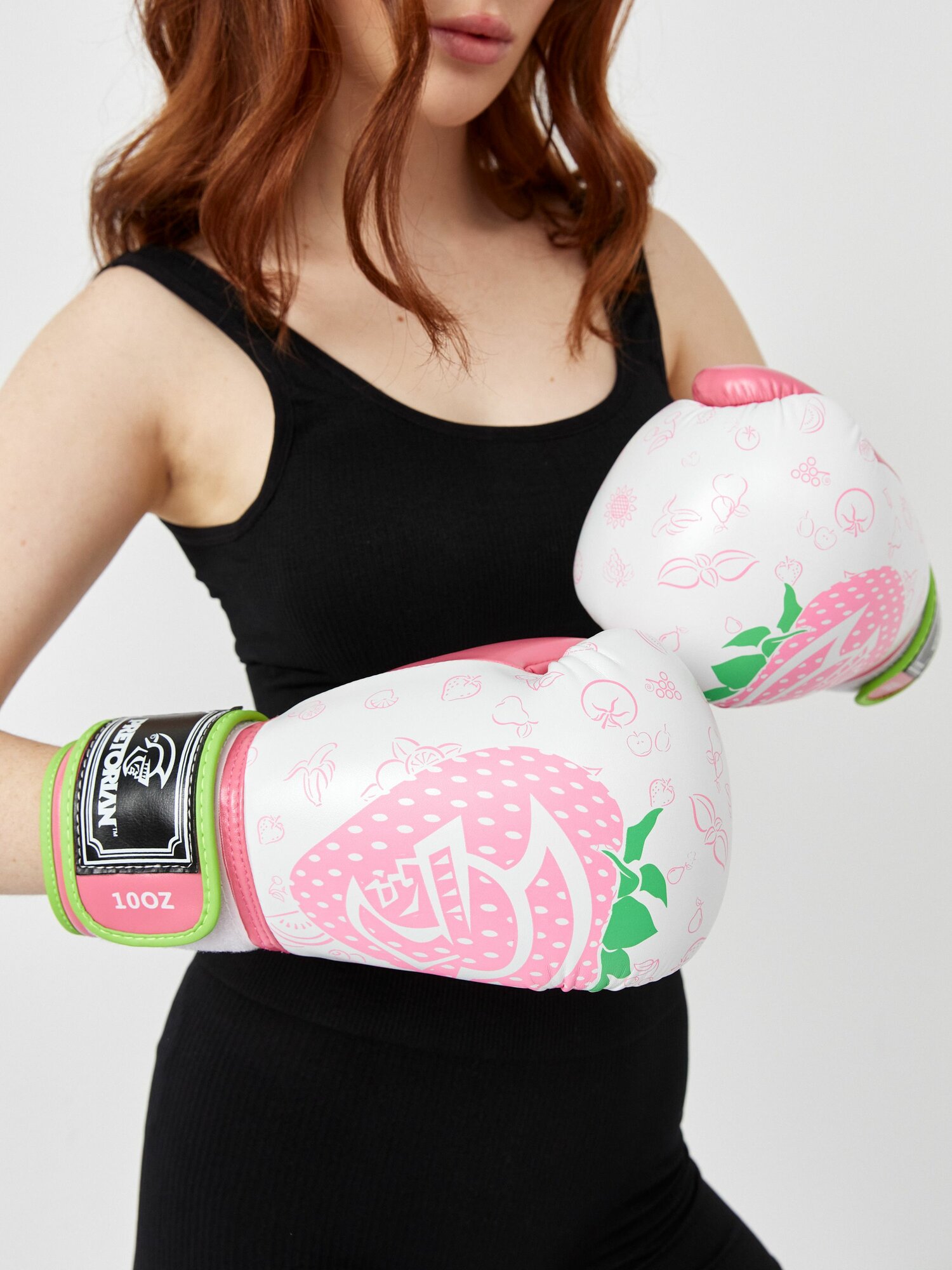 Боксерские перчатки