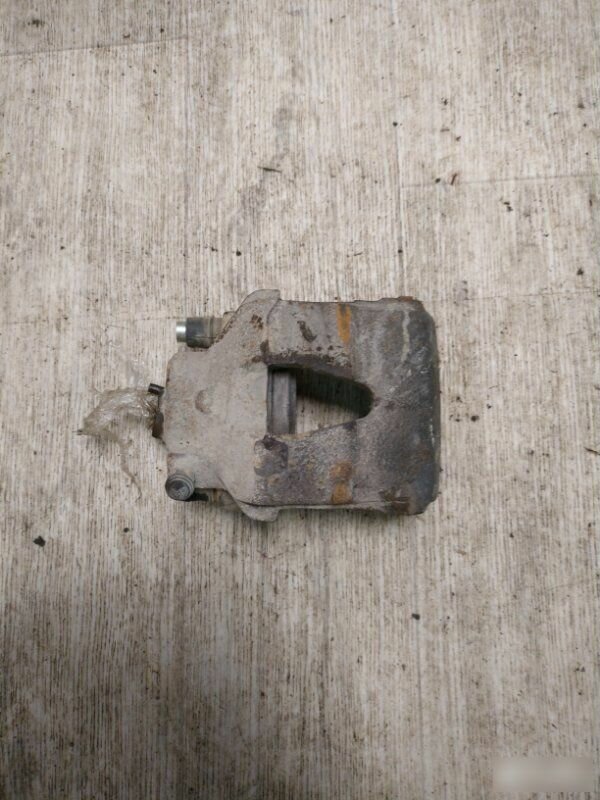 Суппорт тормозной передний правый Skoda Fabia 5J2 Б/У с пробегом