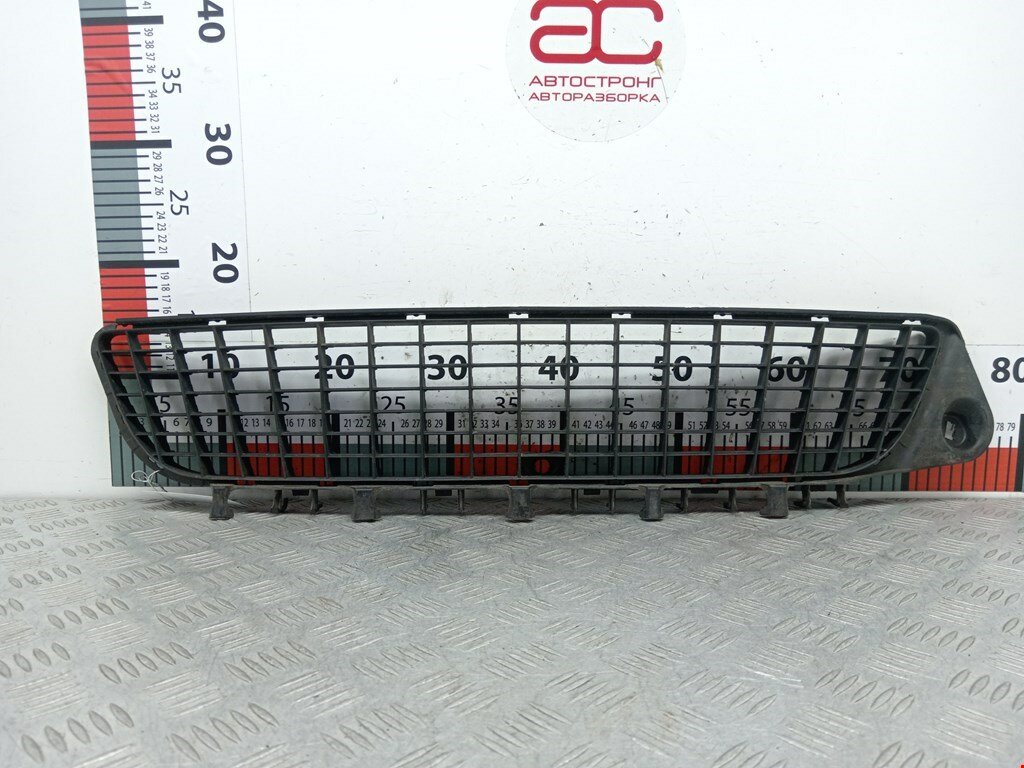 Решетка (заглушка) в бампер Opel Vectra C 13120196 арт. 2134542