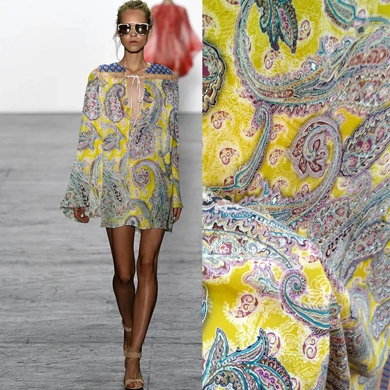 Шелковая ткань POLIS с золотым принтом кешью