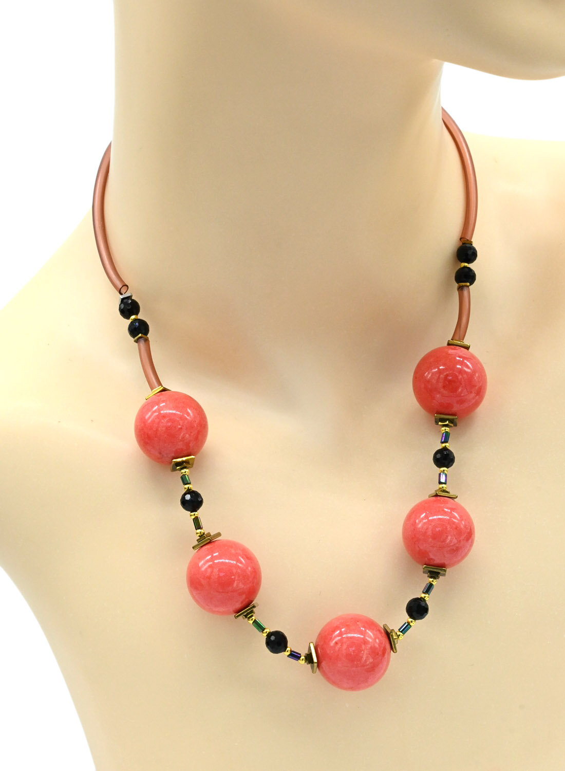 Колье, кварц