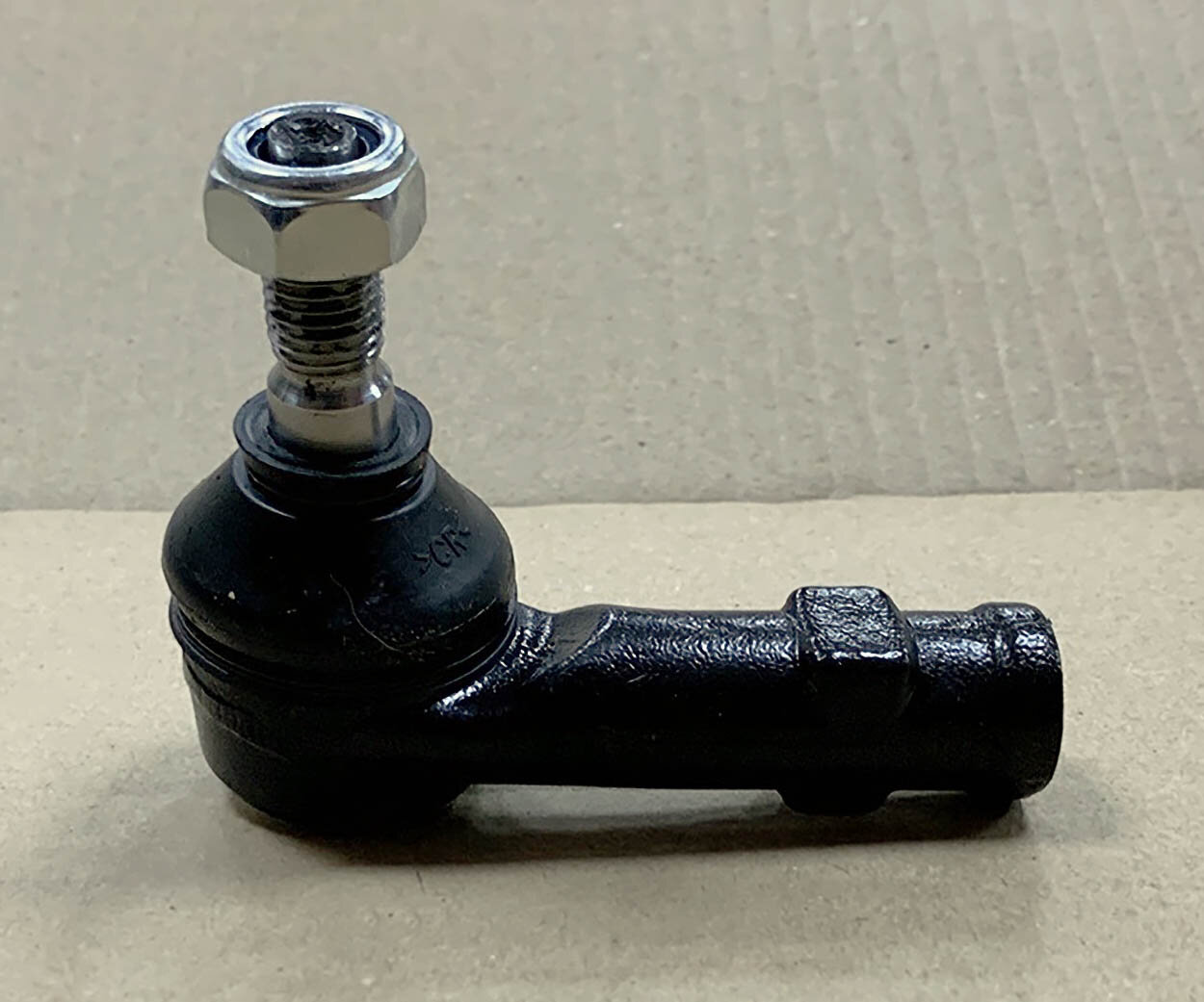 Наконечник рулевой левый VW Golf 3