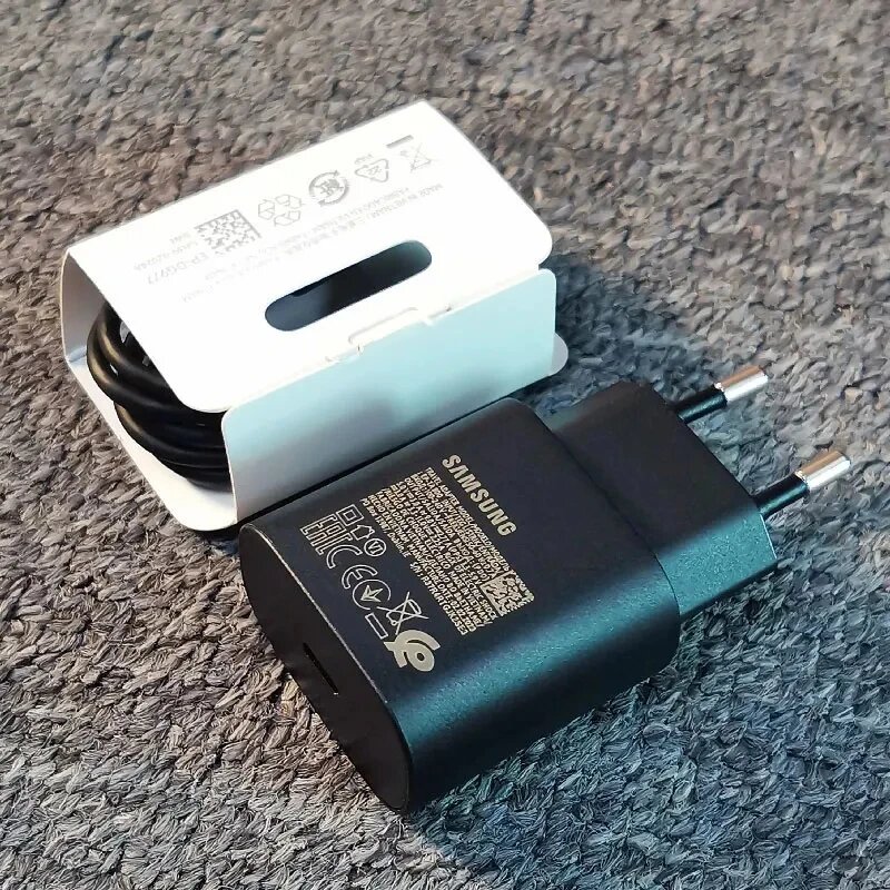 SAMSUNG 25W зарядное устройство Black EU + кабель Type C
