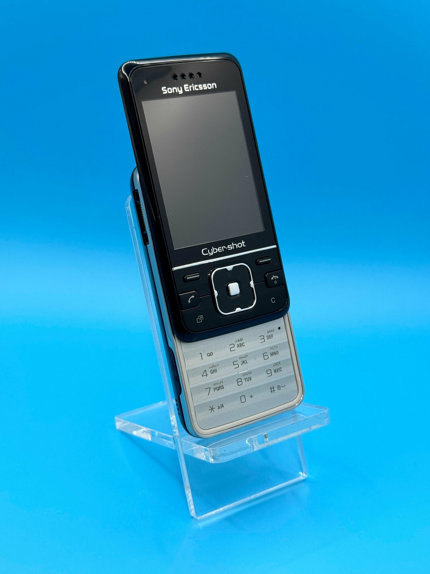 Мобильный телефон Sony Ericsson C903