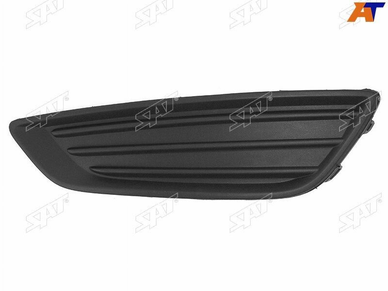 . SAT Заглушка в бампер FORD FOCUS III 15-19 Левая