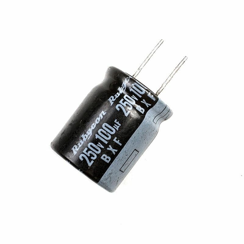 1 шт, Rubycon Конденсатор электролитический 250В-100мкФ (100uF-250V, -40+105C, 16x20мм)