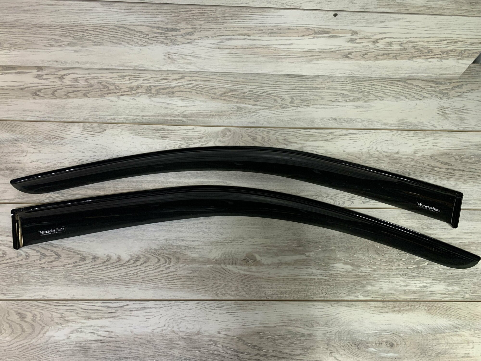 Дефлекторы (ветровики) окон на Mercedes Benz Vito 2003-2014 W639 (Мерседес-Бенз Вито)