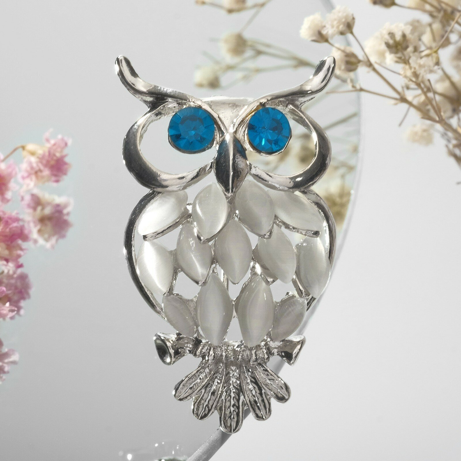 Брошь, искусственный камень, стразы