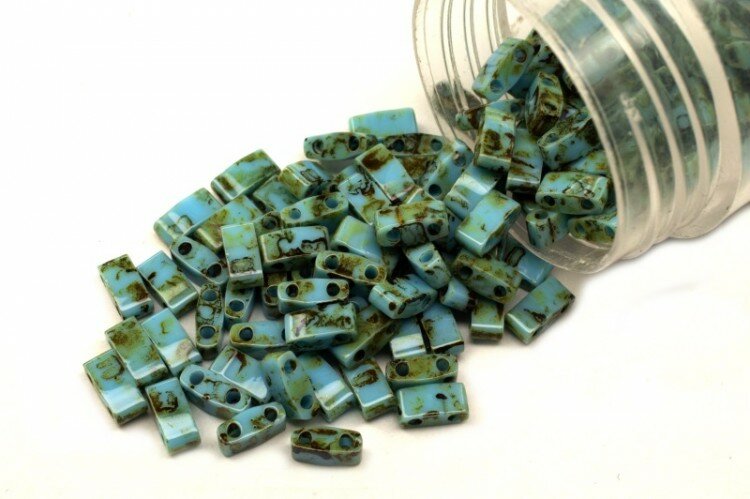 Бисер японский MIYUKI Half TILA #4514 зеленая морская пена, непрозрачный пикассо, 5 грамм