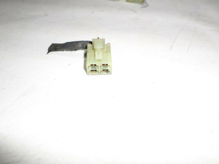 Штекер резистора вентилятора отопителя 96484371 96433310 96327381 Шевроле Лачетти Daewoo Gentra