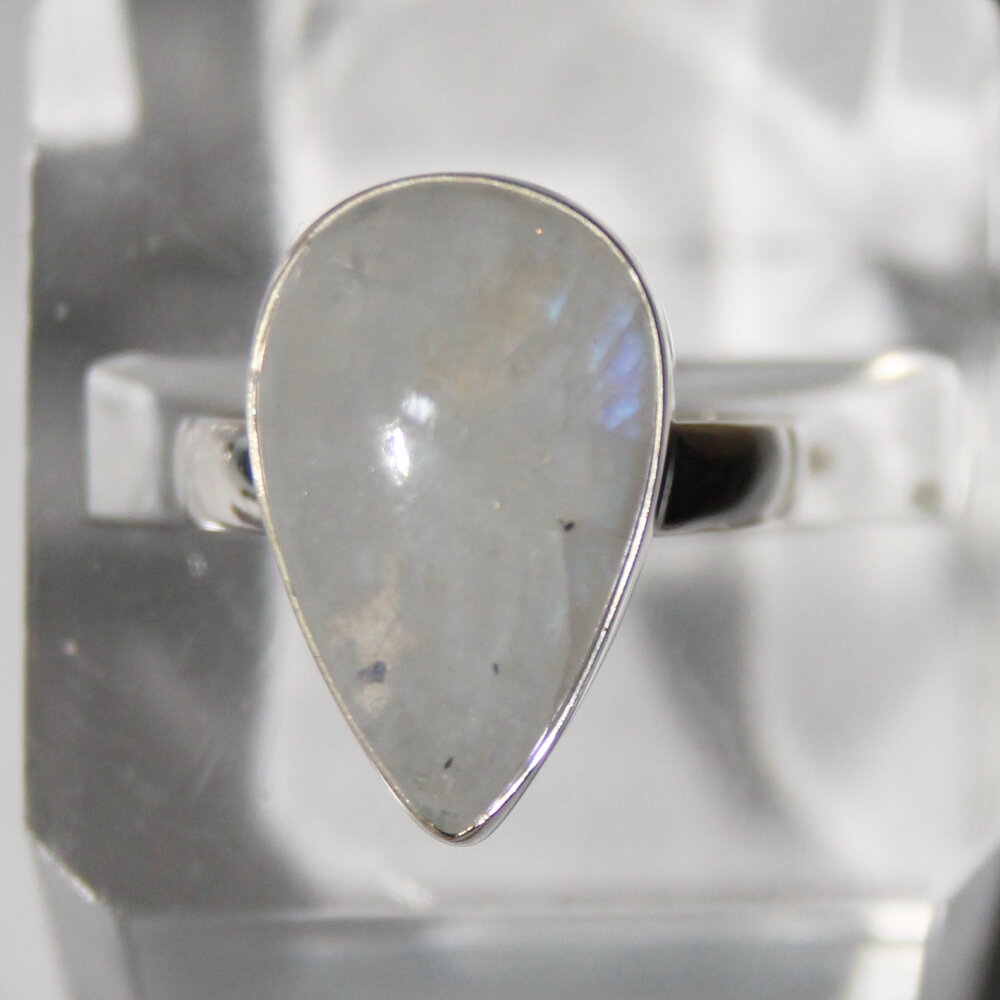 Кольцо, лунный камень