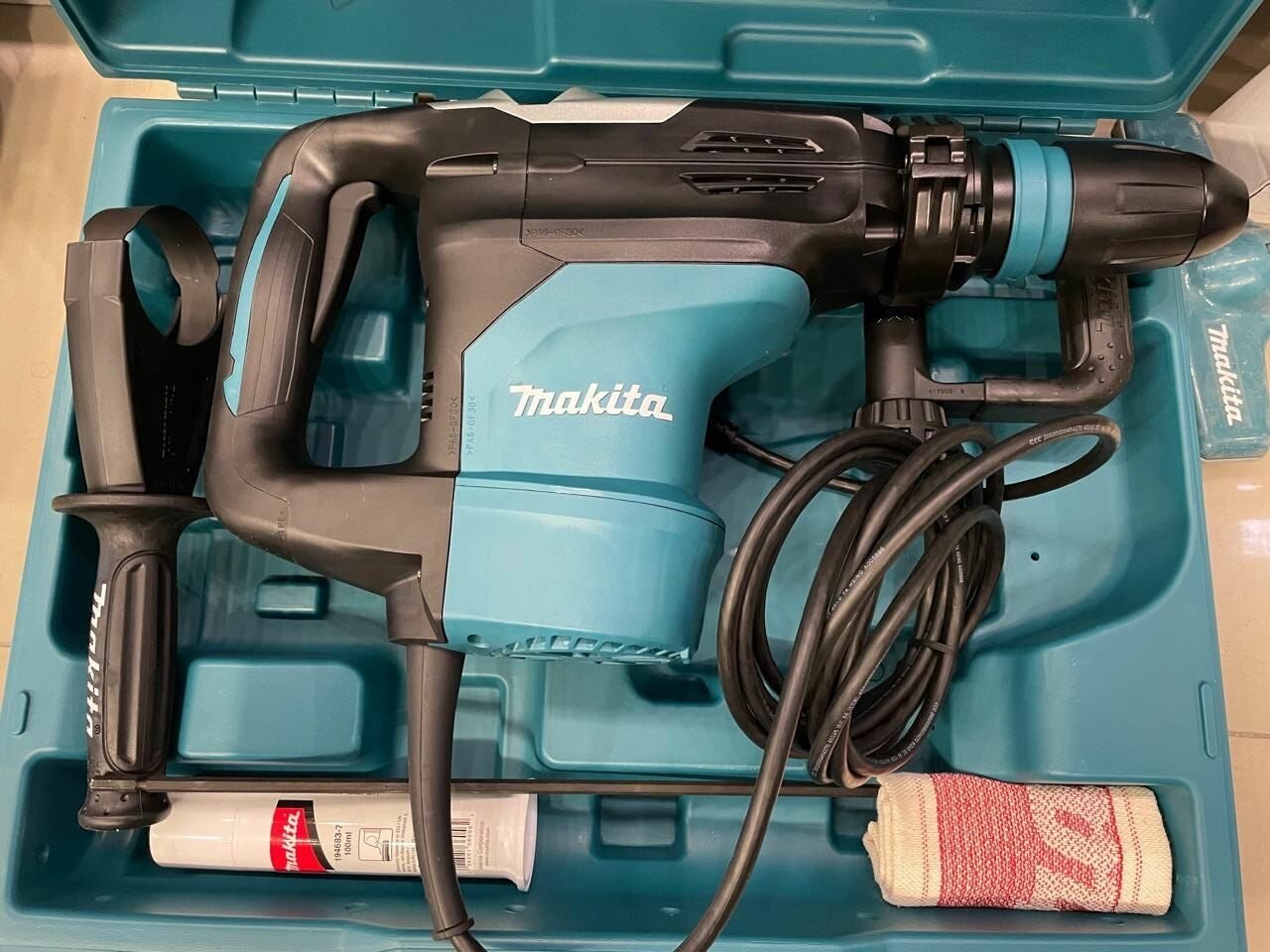 Перфоратор Makita HR4003C/гарантия ПО РФ