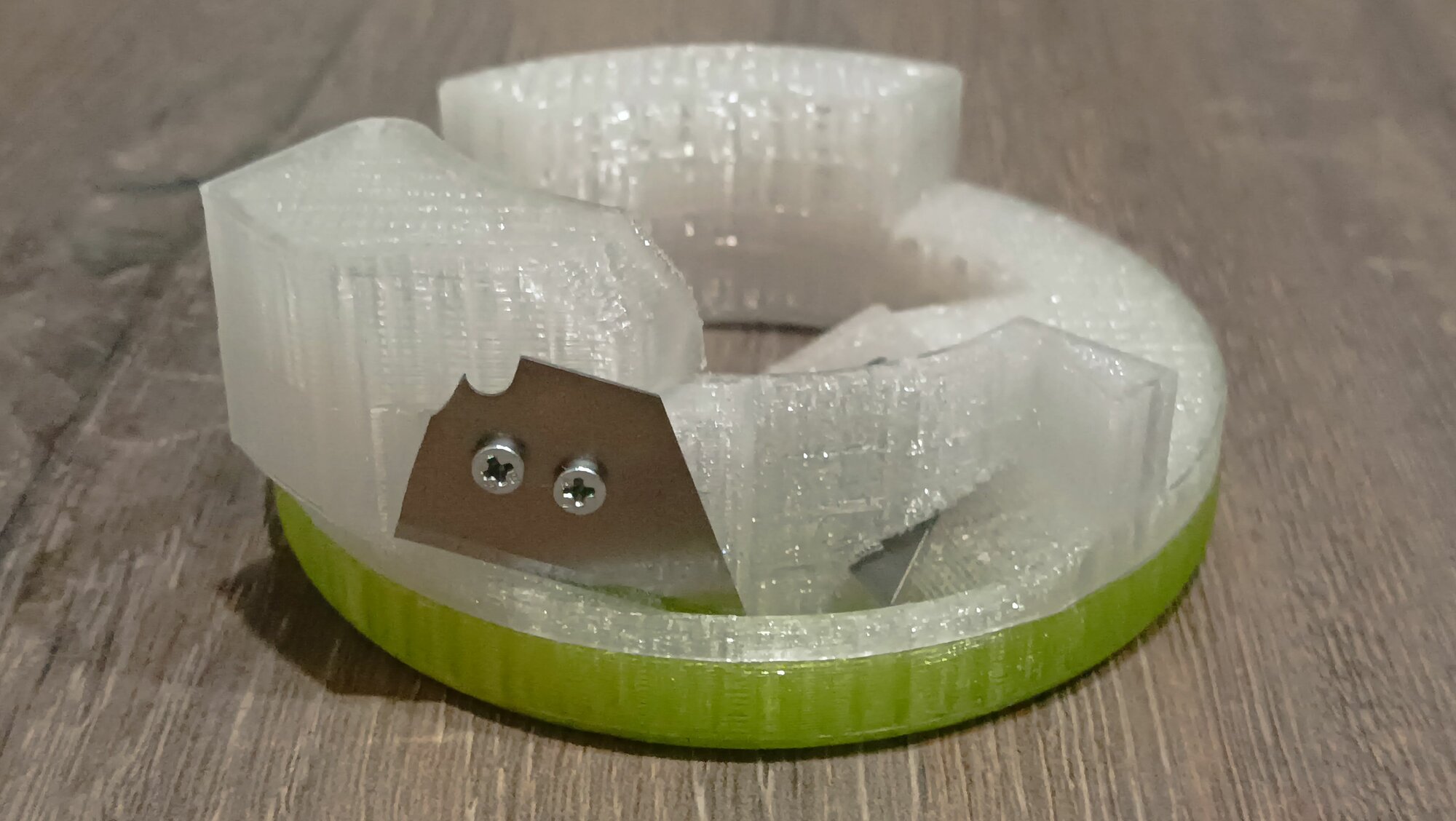 Фаскосниматель для подрозетников в ГКЛ с лезвиями из легированной стали с защитным кожухом