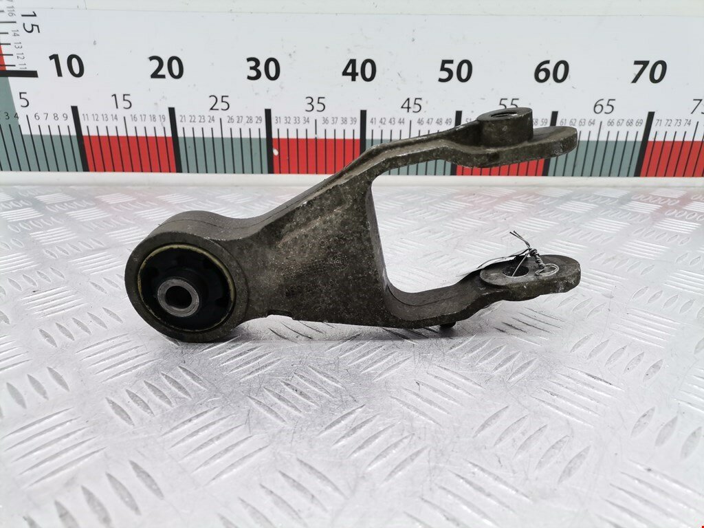 Подушка (опора) крепления двигателя Opel Corsa C 13117088 арт. 2040757