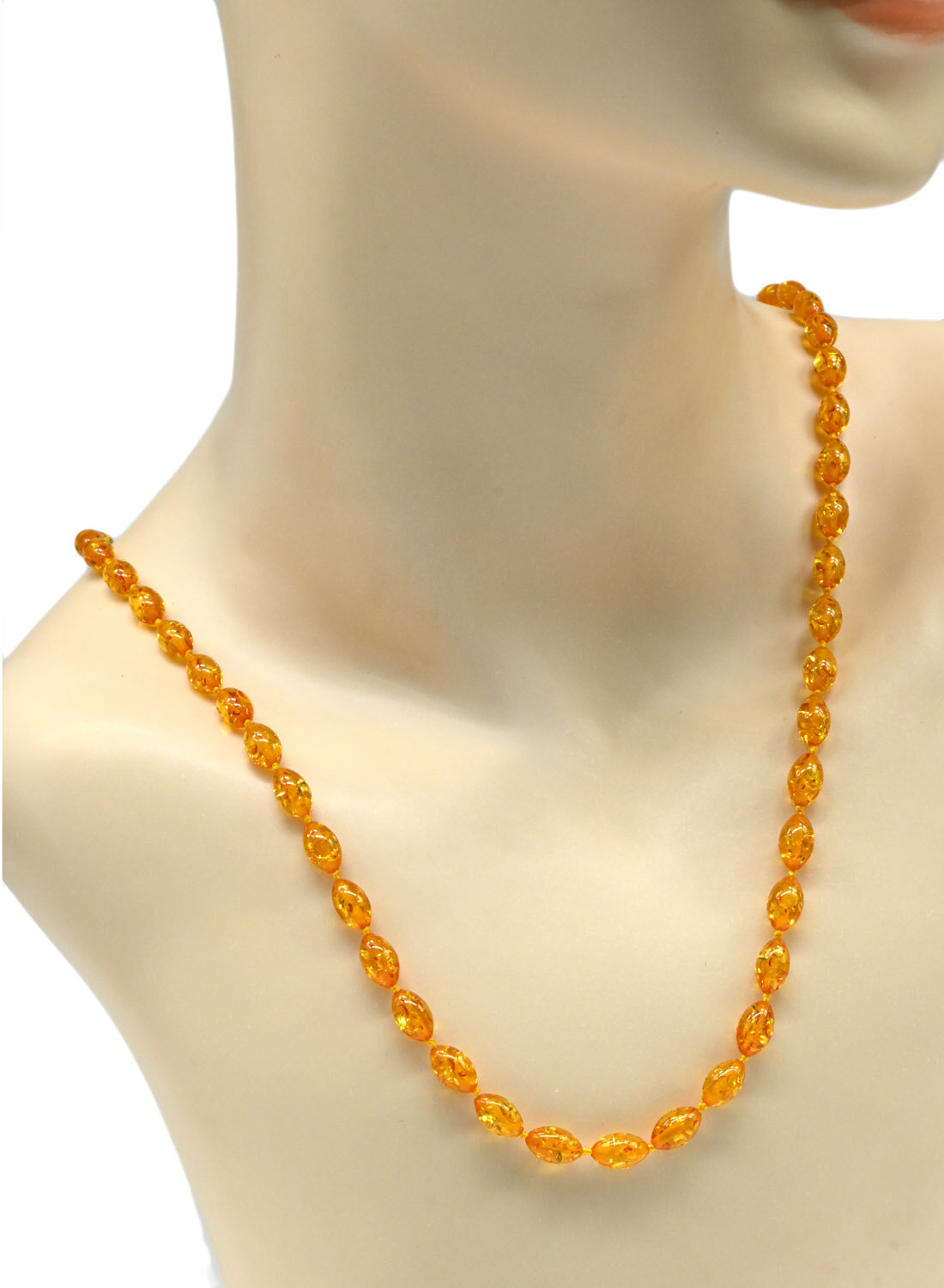 Бусы, янтарь