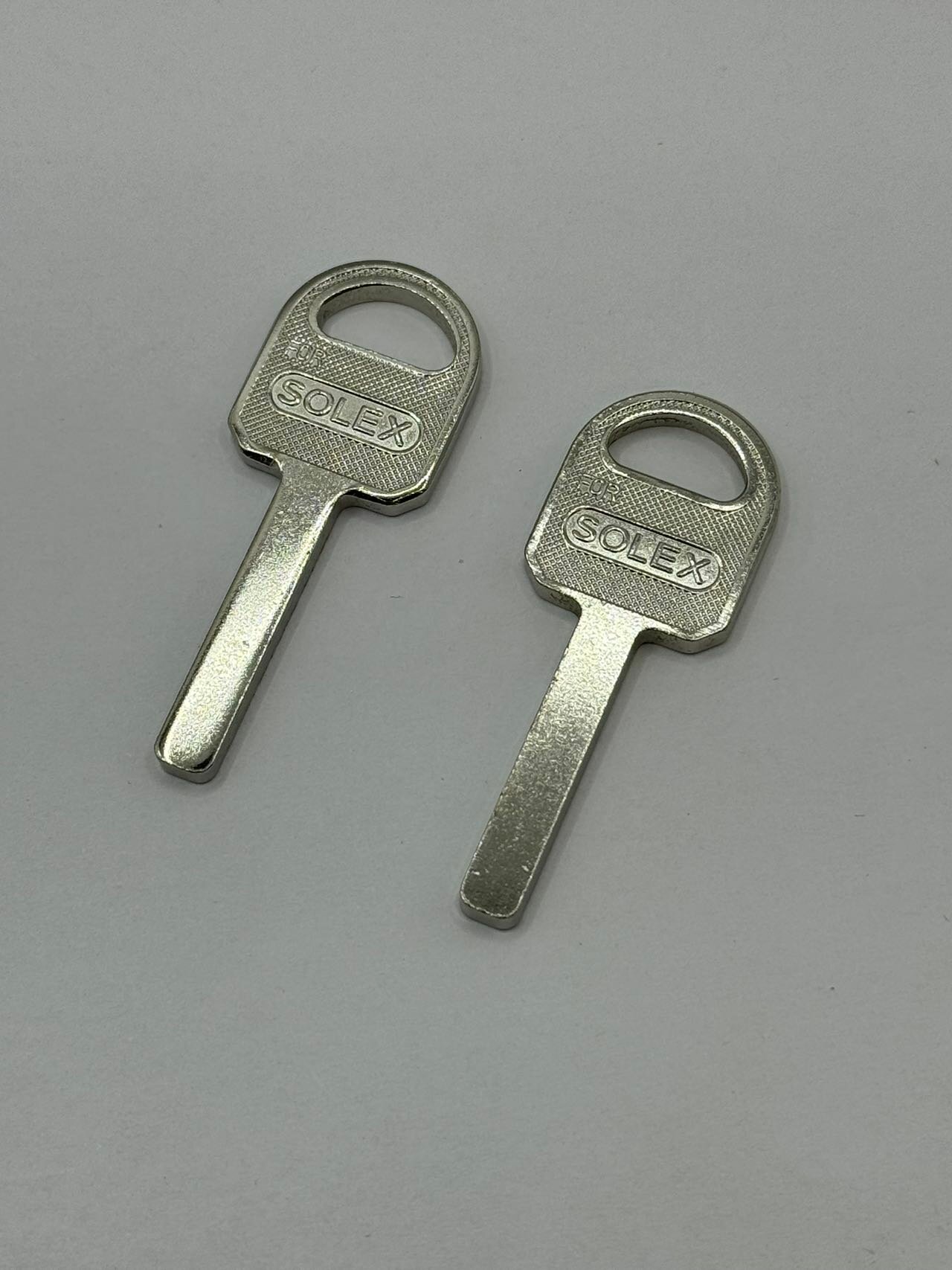 Английские ключиSOLEX квадрат сталь без паза(H-136) 100шт