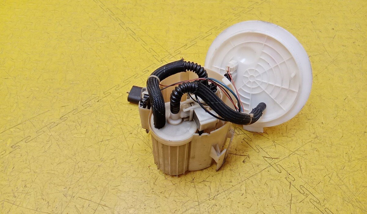 Насос топливный электрический Astra H / Family Opel 13238851