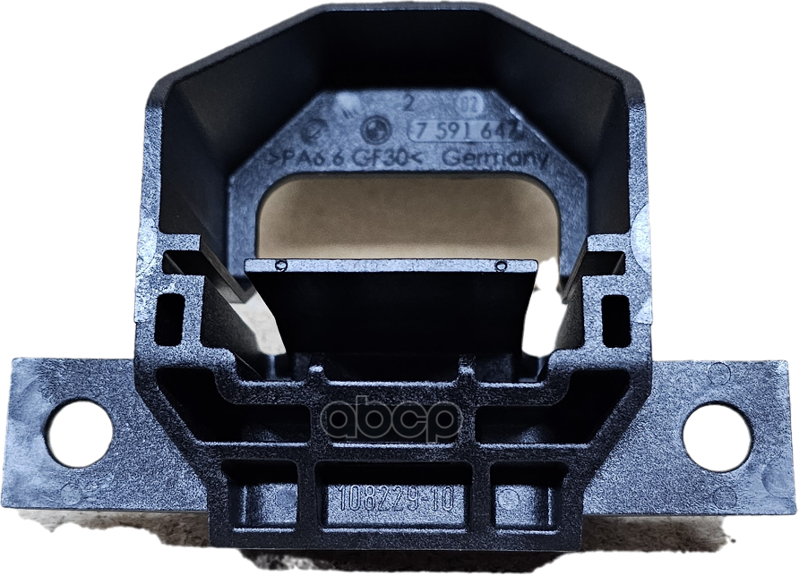 Кронштейн радиатора Нж 17117591647 BMW арт. 17117591647