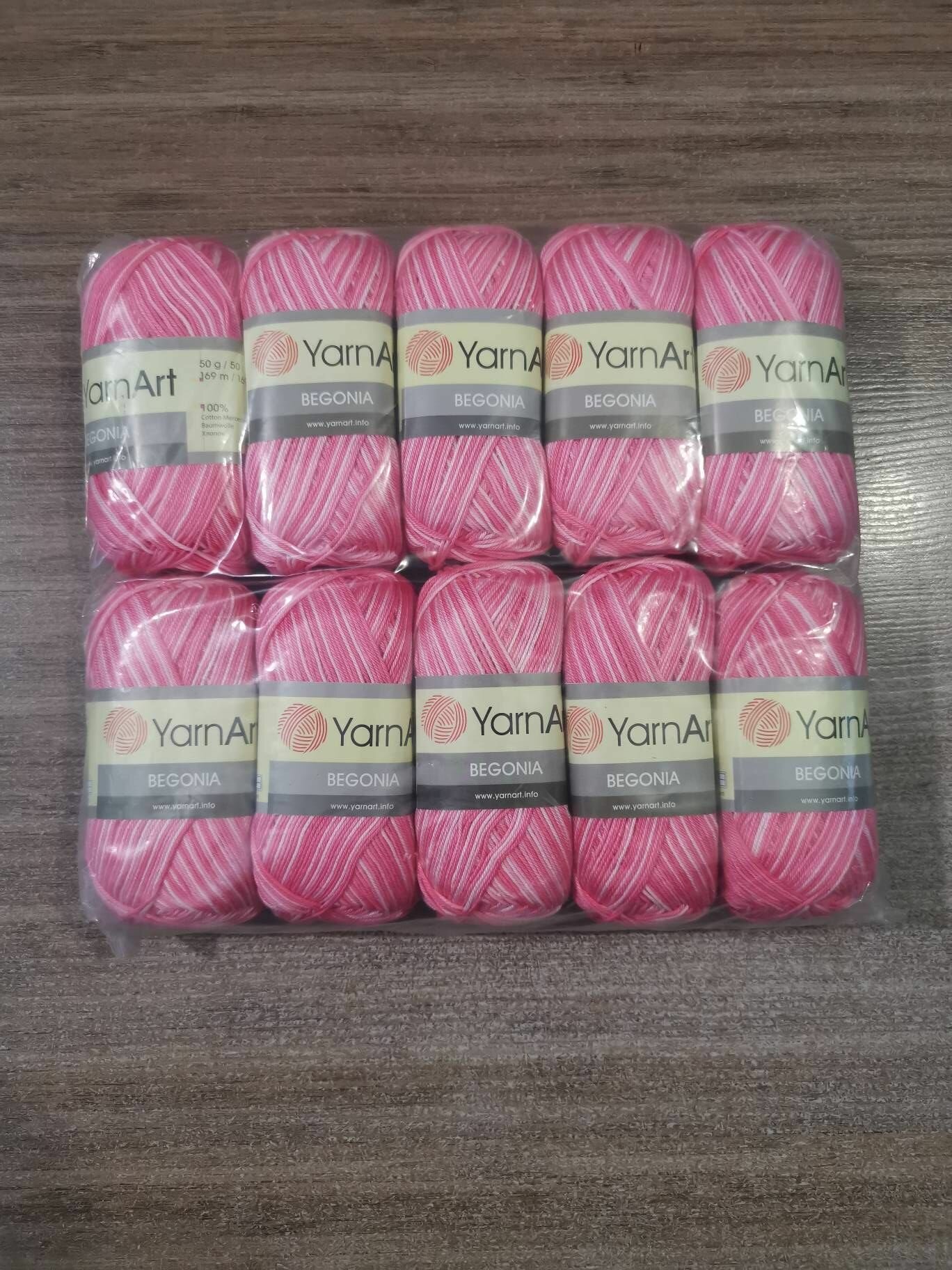 Пряжа Бегония меланж (Begonia melange Yarnart) упаковка 10 мотков 50 г. 169 м. 100% мерсеризованный хлопок цвет 0377 ярко-розово-белый