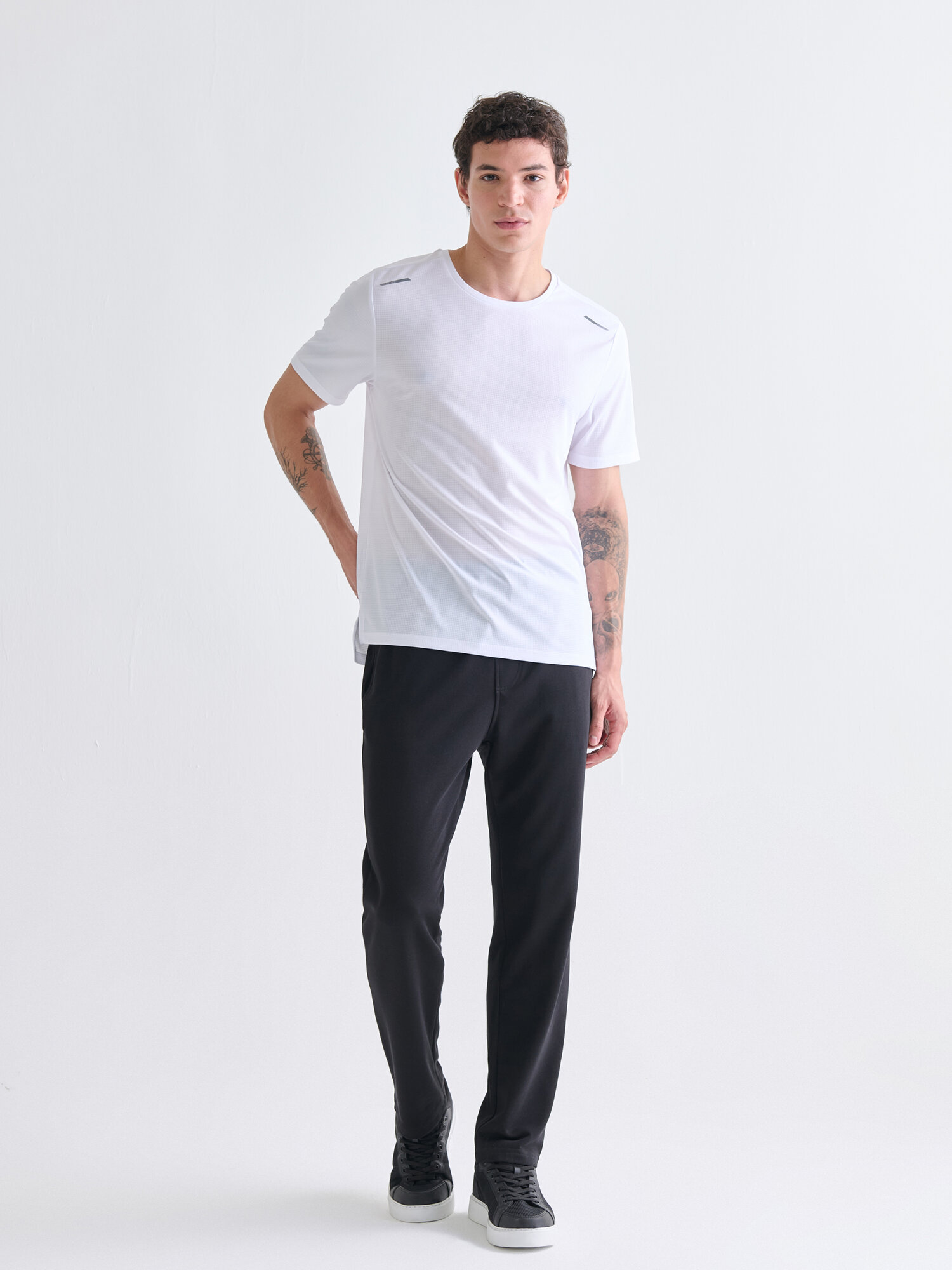 Брюки спортивные