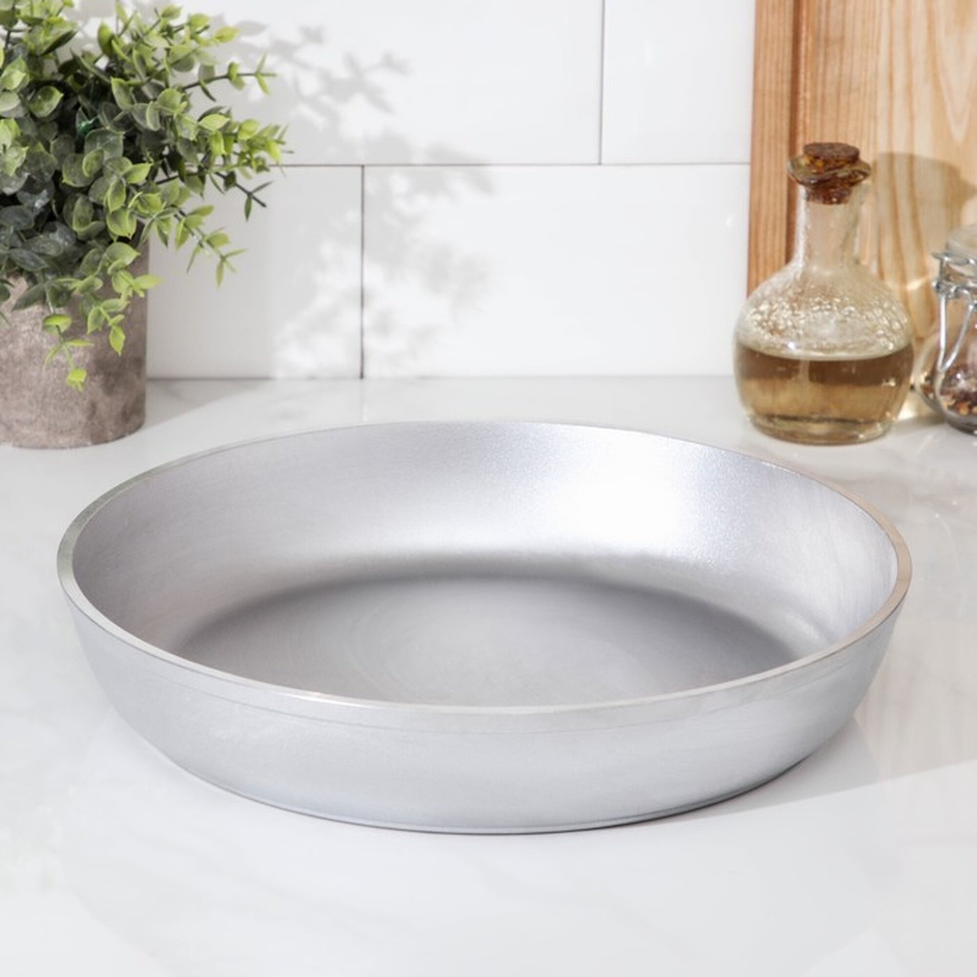 Сковорода универсальная KUKMARA, алюминий, 30 см, серебристый