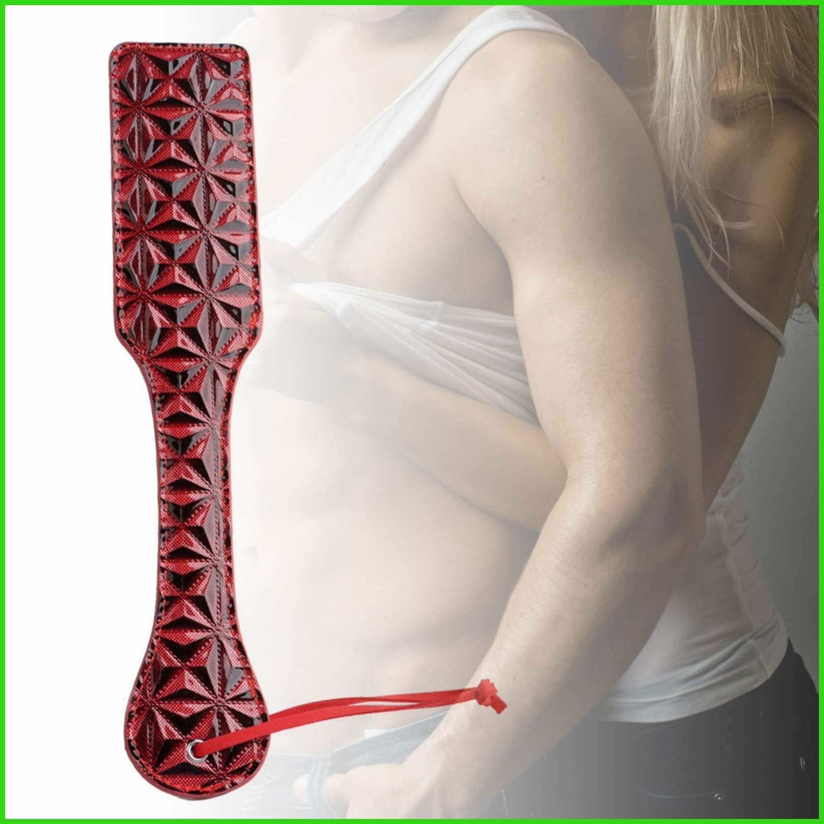 Кожаный кнут, секс-игрушка для флирта