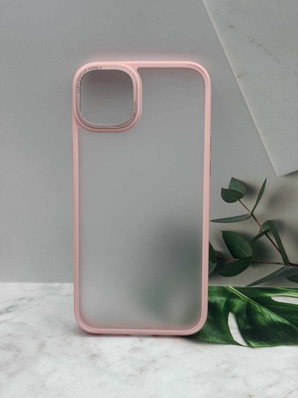 Пластиковый чехол на iPhone 14 Plus защитный