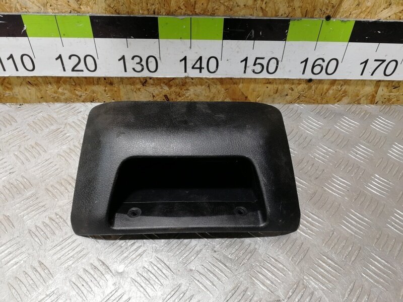 Вещевой ящик MITSUBISHI Lancer 9 MR532631