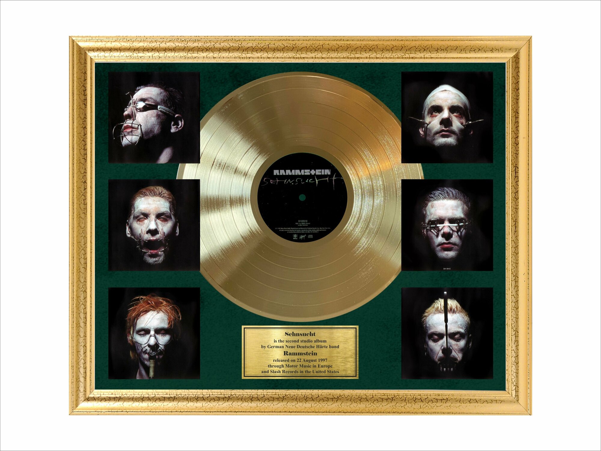 Золотой диск Rammstein Sehnsucht в рамке