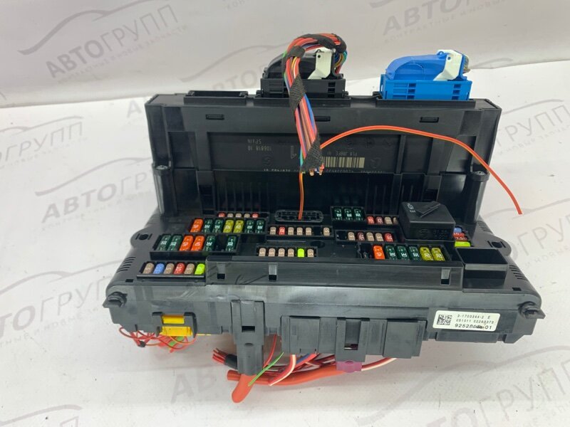 блок предохранителей Перед. BMW 530D F10 Ф10 61 14 9 252 815