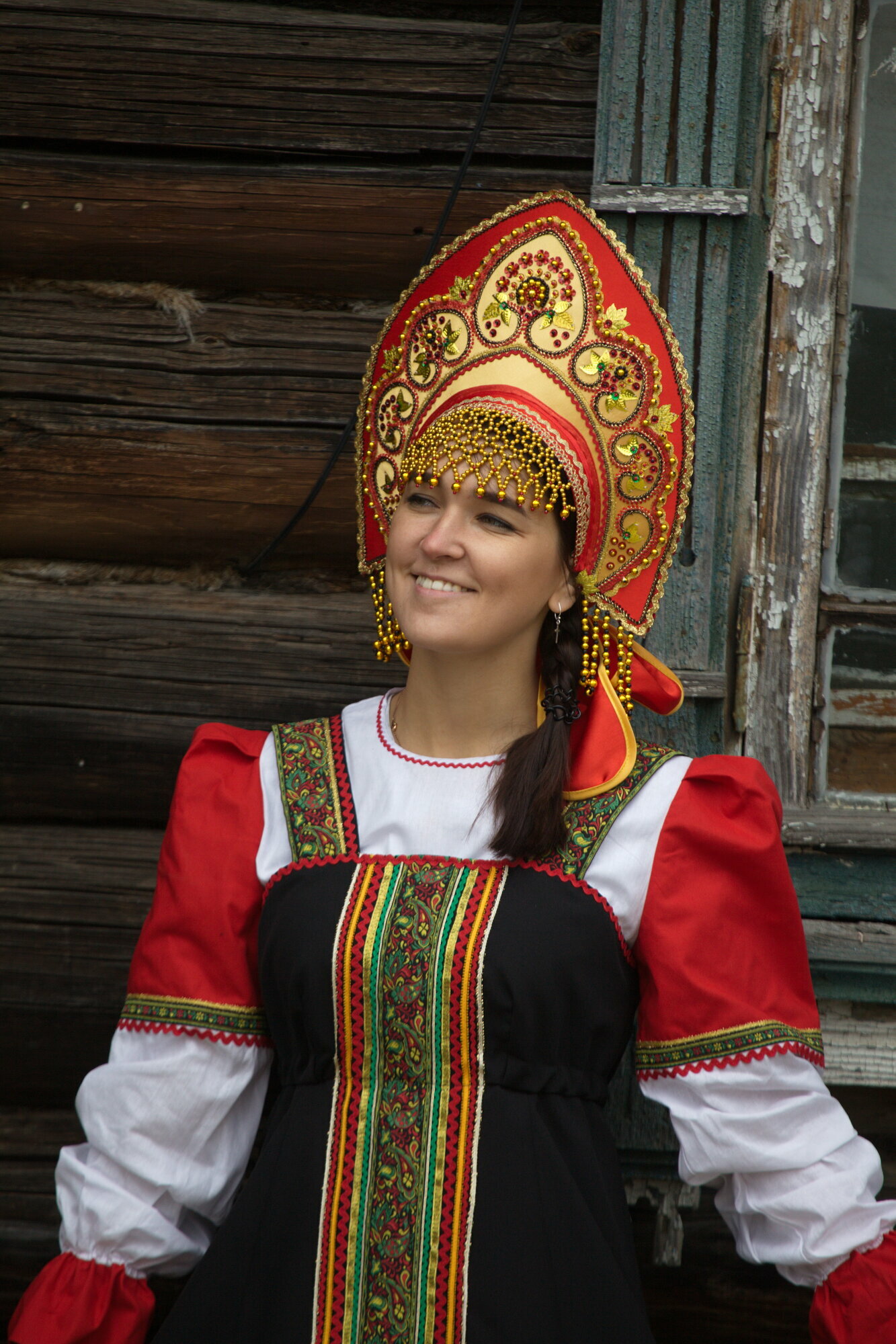 Кокошник "Узоры Хохломы" КХ-13 от бренда Забава Углич