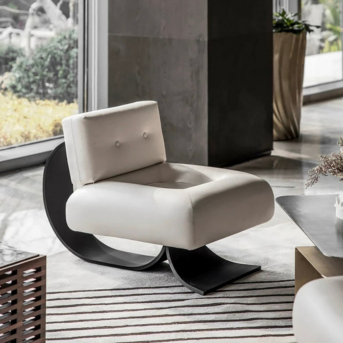 Кресло с пуфом для ног в стиле Alta by Oscar Niemeyer (Кресло /кожа/ белое)