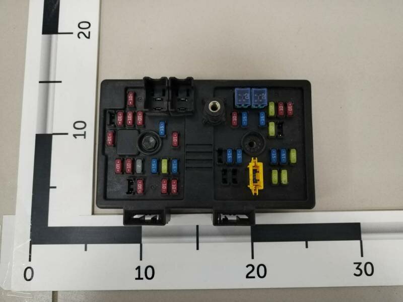 Блок предохранителей Chevrolet Captiva C100 2006-2011 кат.номер: 96821082