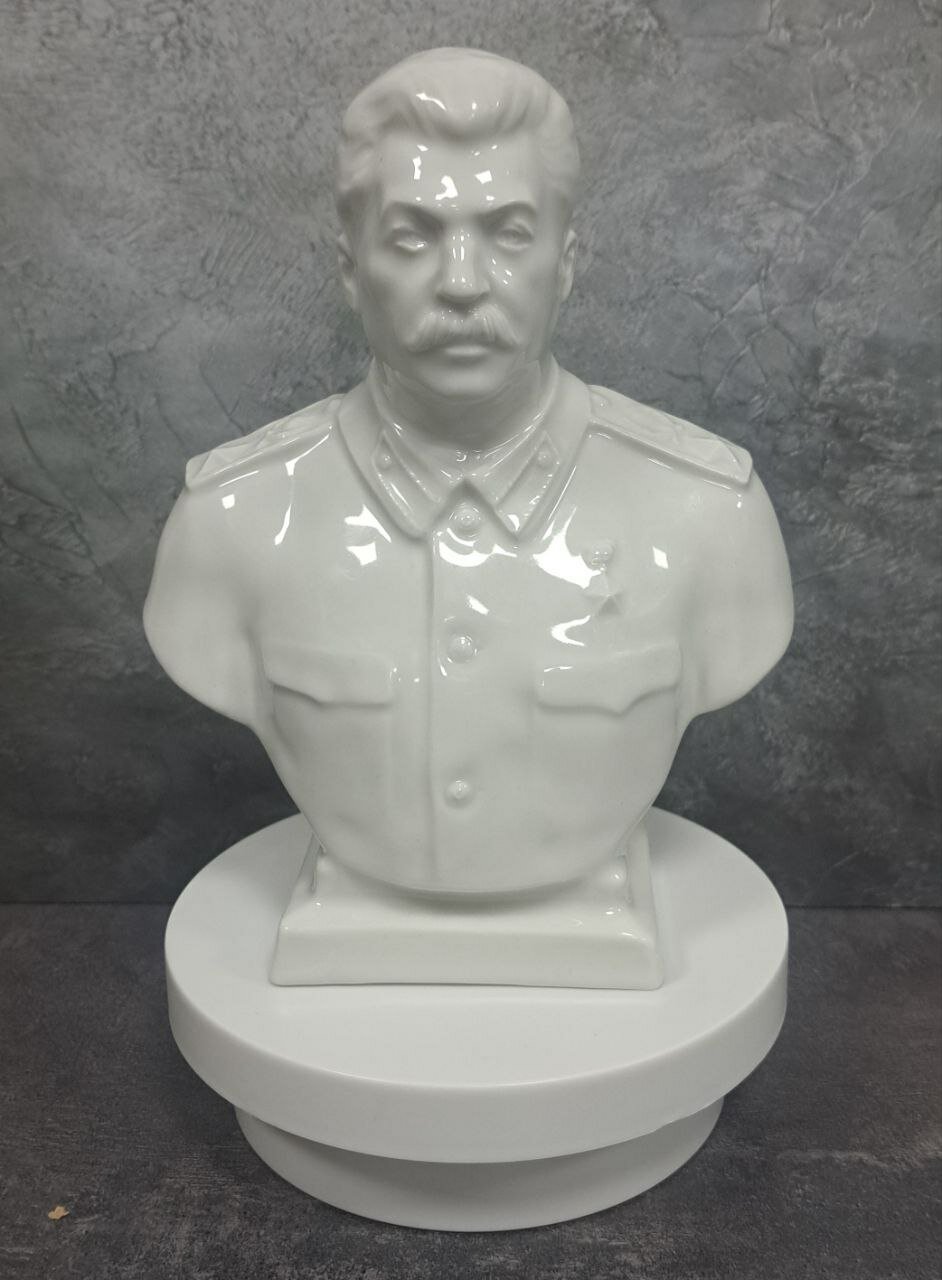Фарфоровый бюст И. В. Сталина, высокопрочный, обжиг 1300 градусов, глазурь, 185 мм.