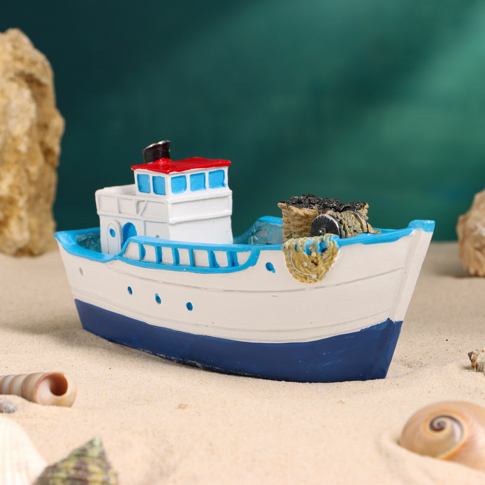 Сувенирная модель корабля "Рыбацкое судно с канатом", фигурка полистоун, 19x7x8 см