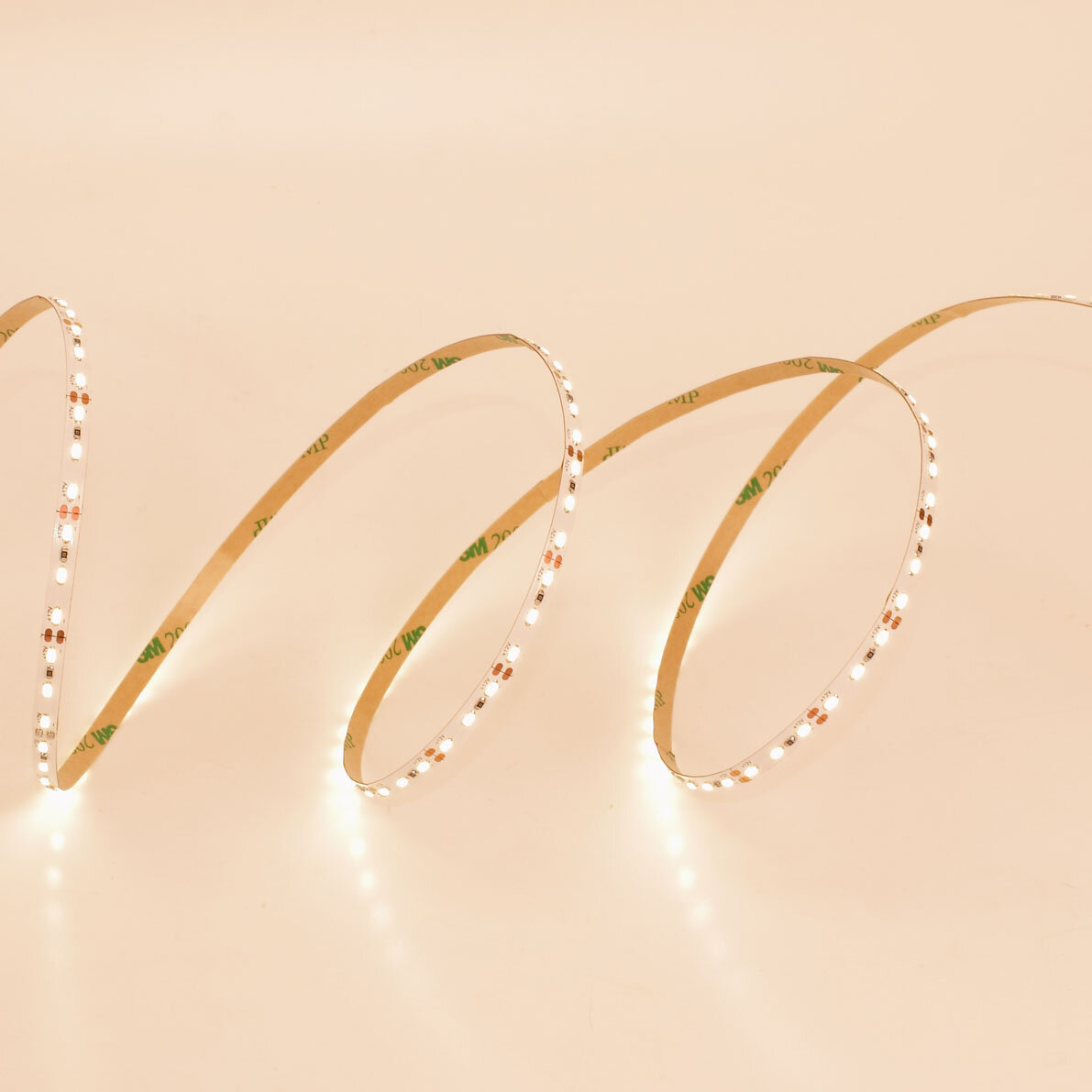 Светодиодная лента LUX class, 3014, 120 LED, warm white, 12V, IP20, (5 мм) V623